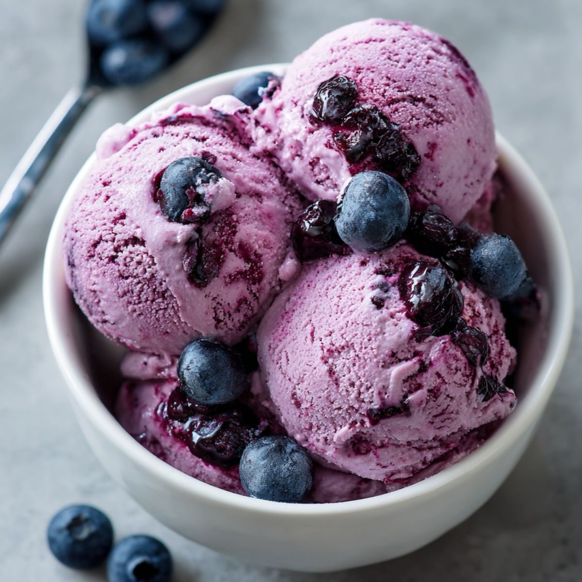 Blueberry Greek Frozen Yogurt