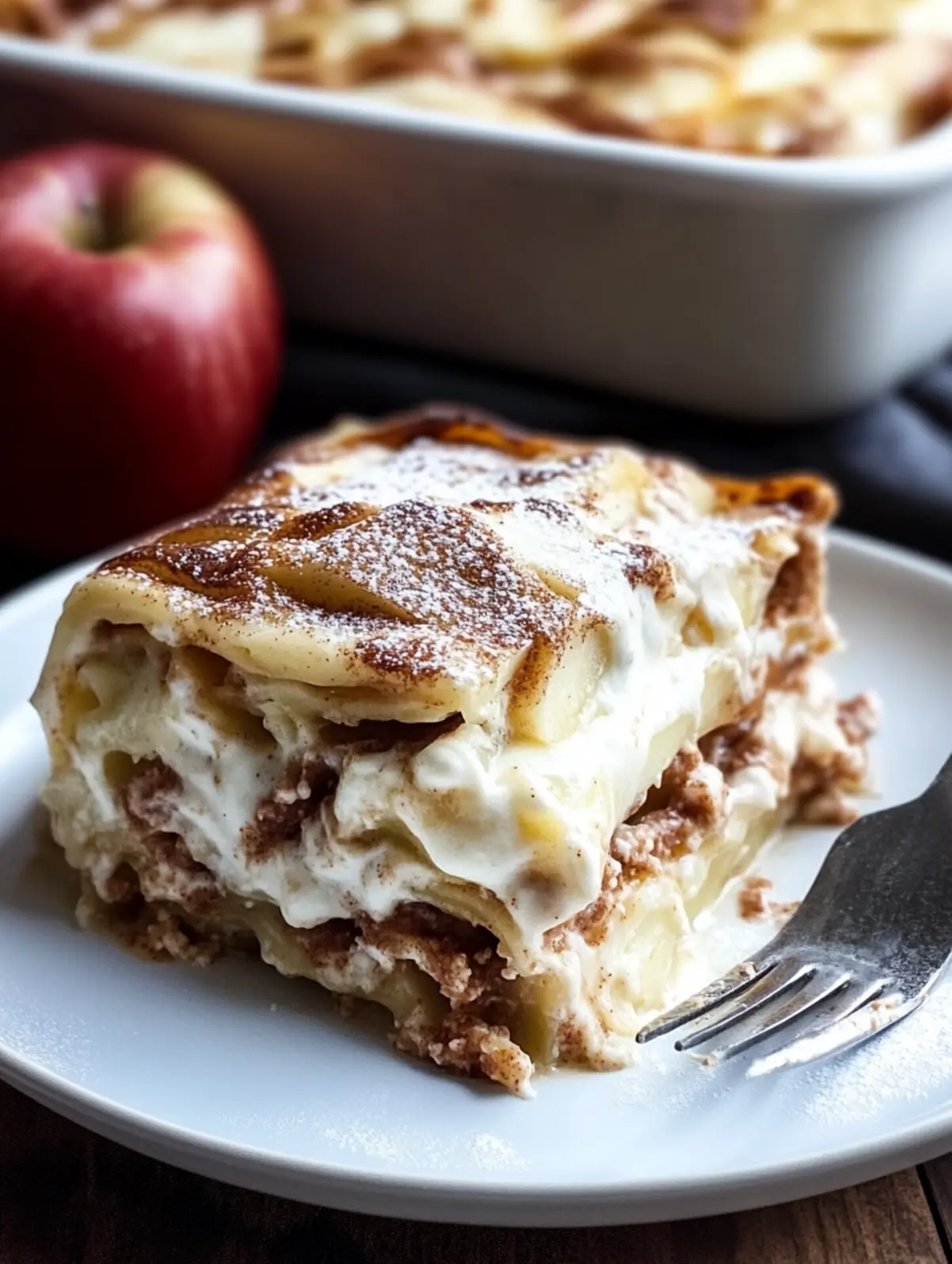 Heavenly Cinnamon Roll Apple Lasagna: A Warm, Gooey Delight